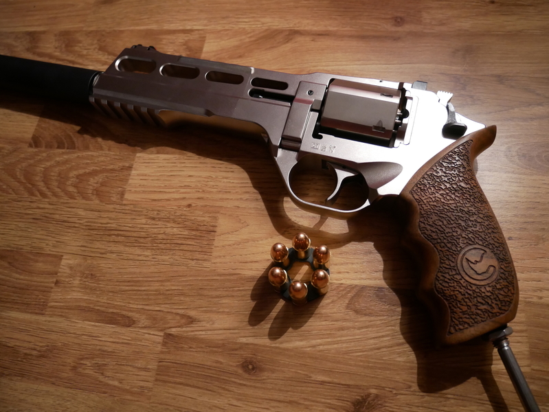 Chiappa Firearms Ltd Chrome Rhino 120DS .357 Long BarrelValmont ...